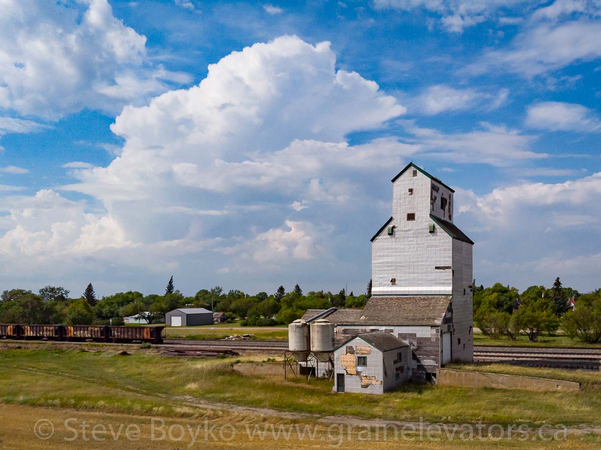 A Manitoba Grain Elevator Tour – Beulah to Elva – Grain Elevators of Canada