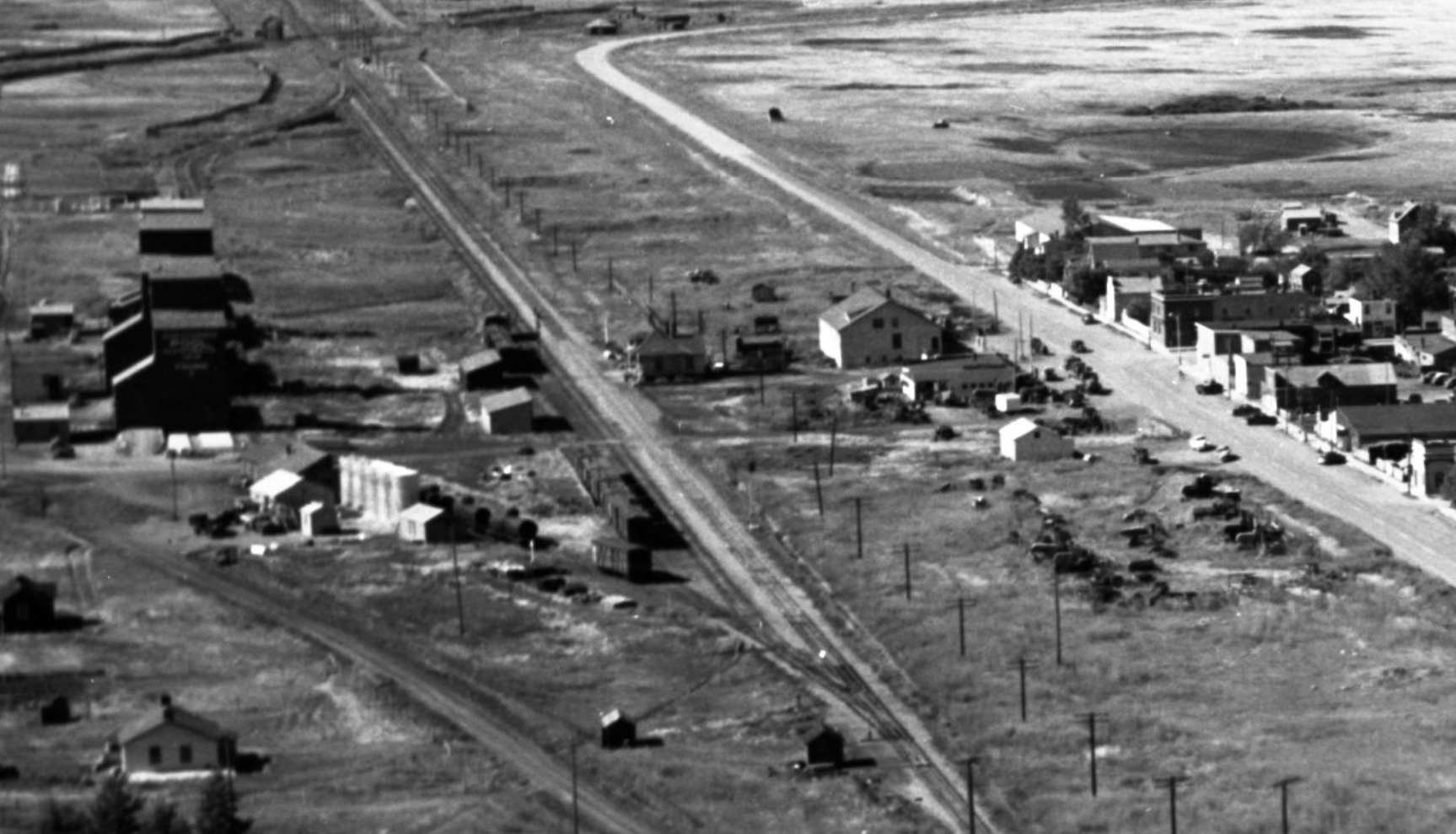 Young – Grain Elevators of Canada
