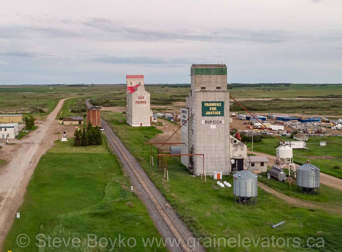 Kenaston – Grain Elevators of Canada